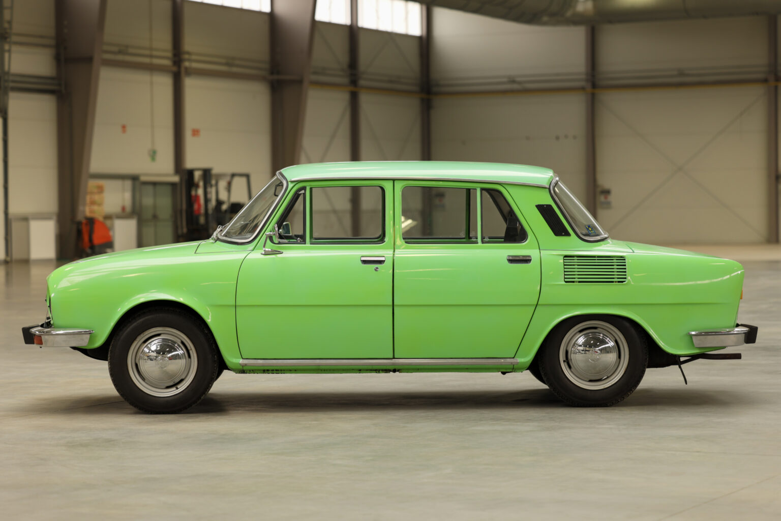 Dražba unikátního vozu Škoda 100 DeLuxe - SKODAKLASIK.cz